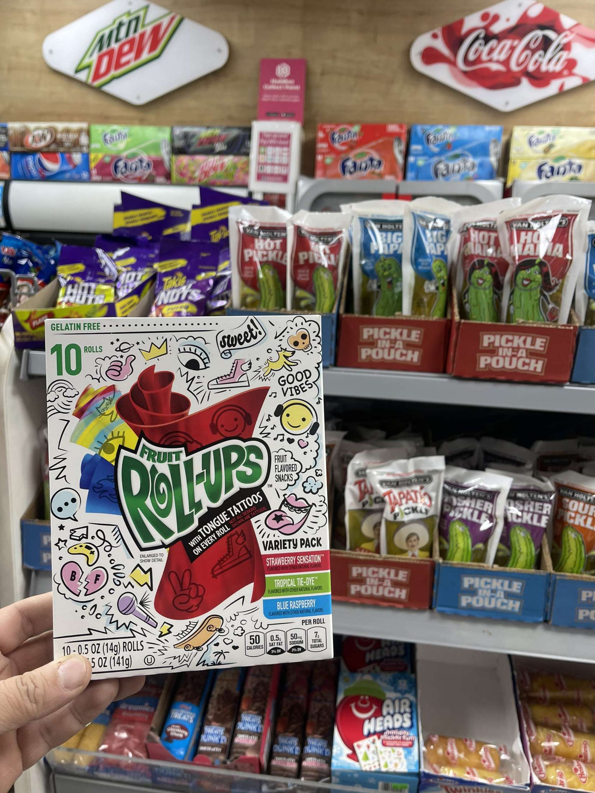 Fruit Roll-Ups Random ONE ROLL – OTR american candy